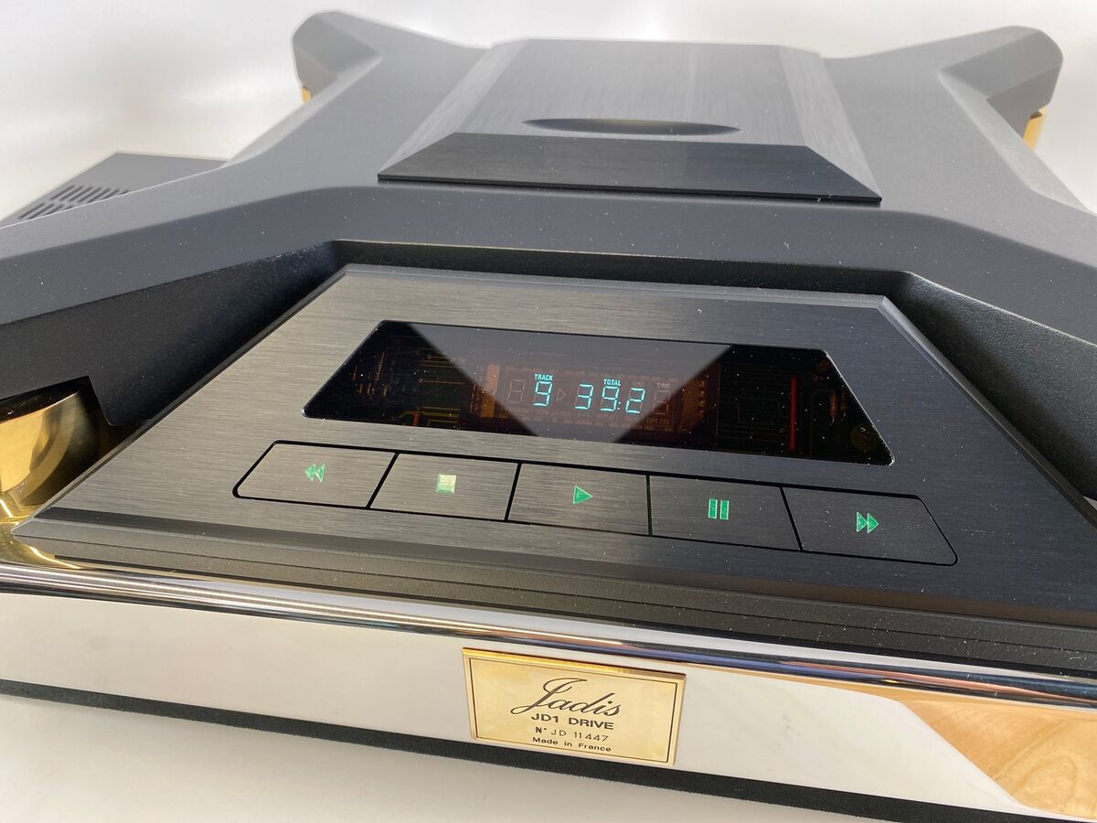 Who's in charge here? – PS Audio